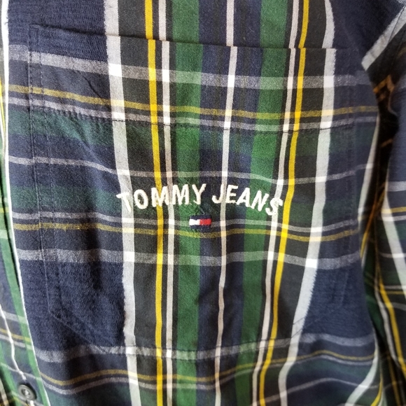 Tommy Hilfiger | Shirts | Tommy Jeans Hilfiger Mens Button Front Shirt ...